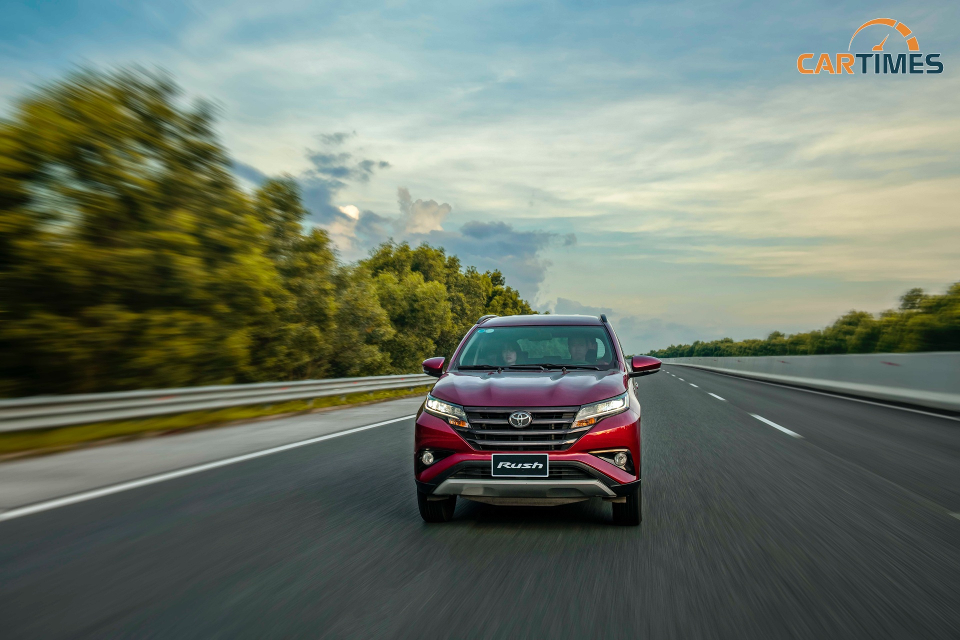 Đánh giá xe Toyota Rush: Mẫu xe đa dụng gầm cao đáp ứng đủ nhu cầu ...