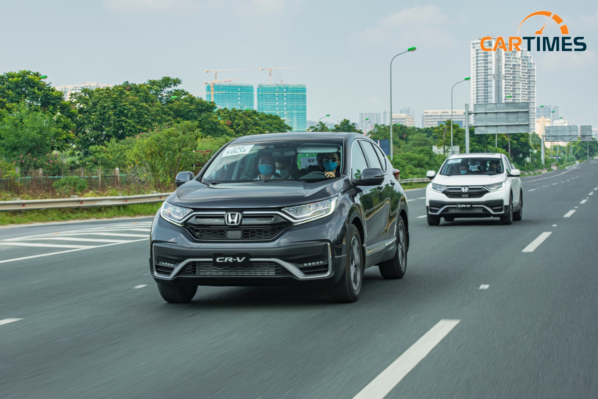 Honda Việt Nam giảm giá xe CR-V lên tới trăm triệu đồng trong tháng 7/2021