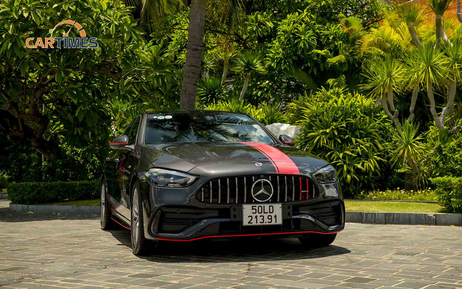 Đánh giá Mercedes-AMG C 43 4Matic: Xe dành cho người mê tốc độ