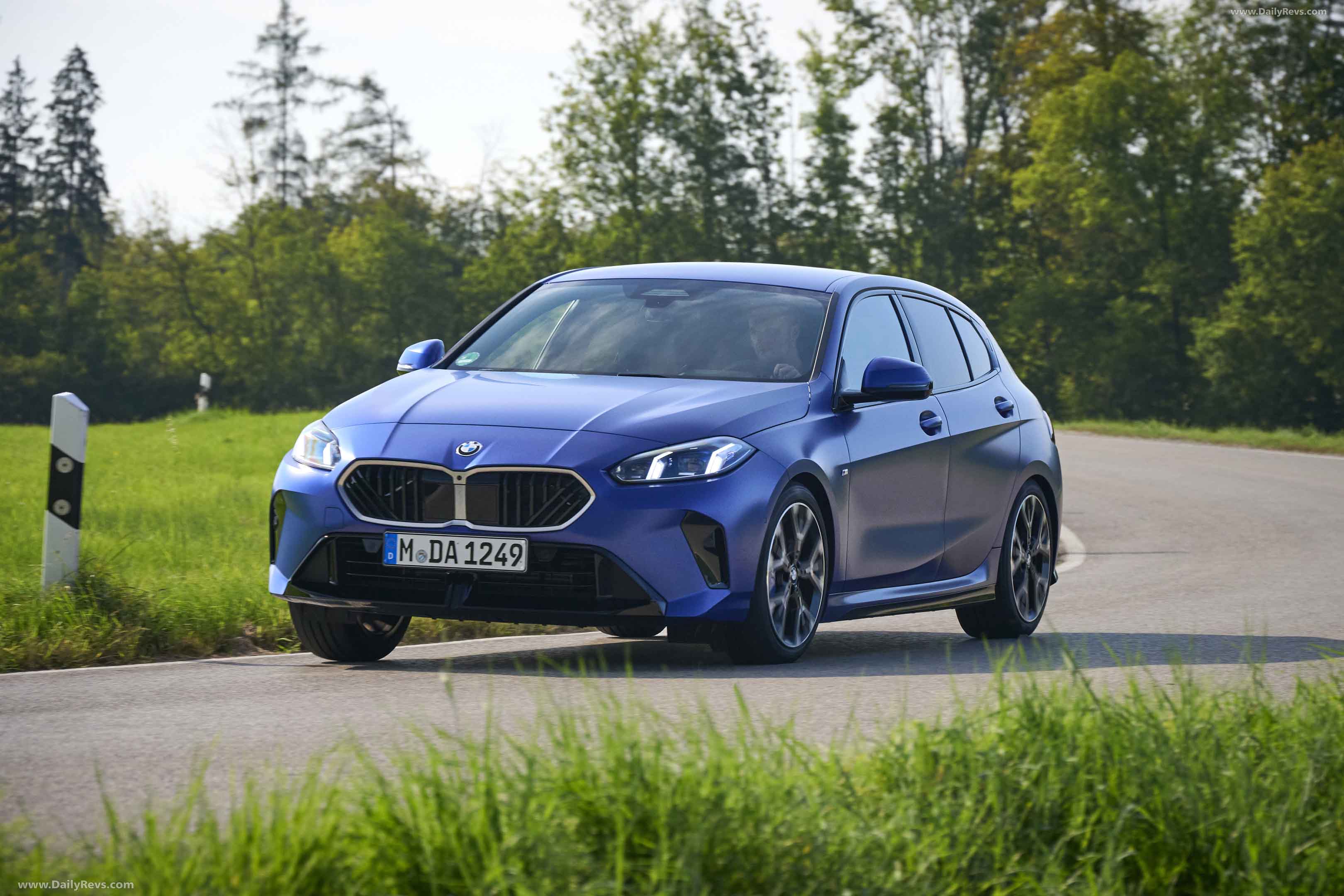 BMW 120 2025 đánh dấu thế hệ thứ tư của dòng xe nhỏ gọn BMW