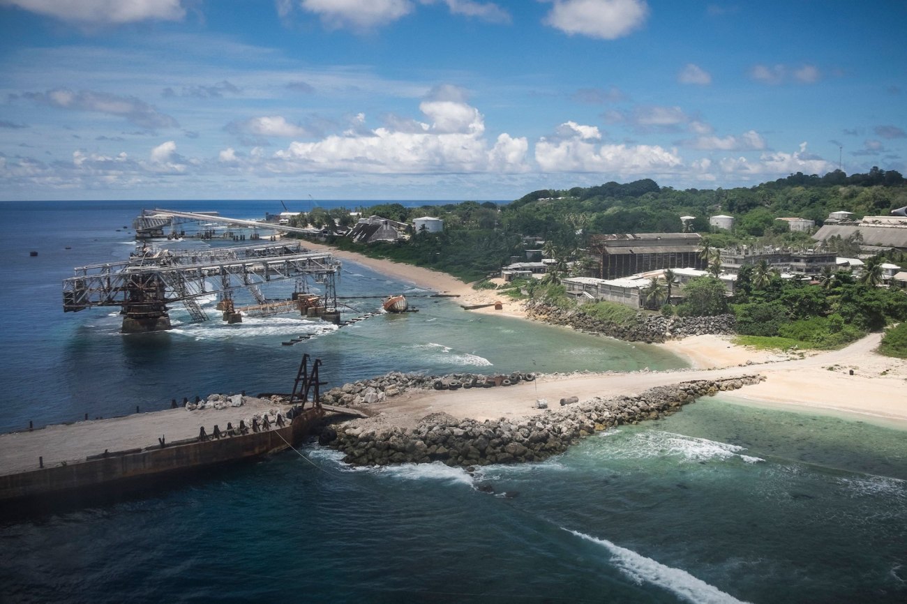 Đất nước Nauru, Tuvalu hay San Marino có tồn tại hay không?