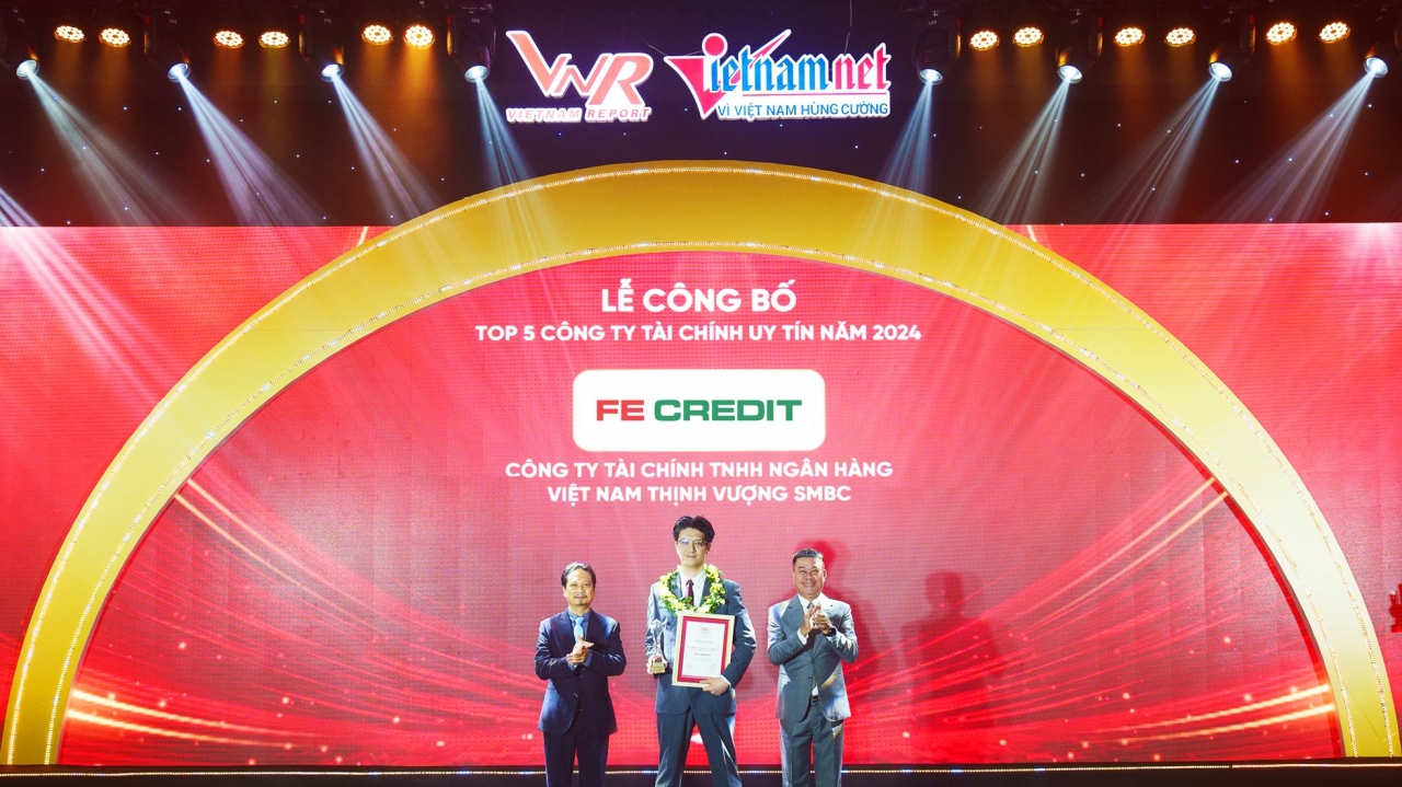 FE CREDIT khẳng định vị thế dẫn đầu trong Top 5 Công ty uy tín ngành ...