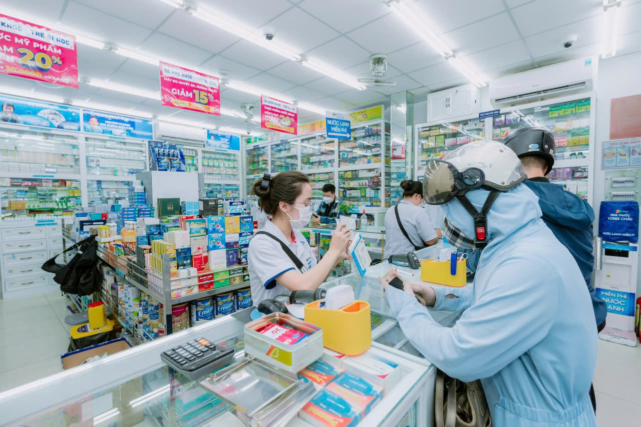 FPT Long Châu tặng thuốc, sơ cứu miễn phí sau bão Yagi tại 24 tỉnh thành