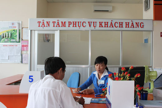 Điểm số hài lòng của khách hàng đối với EVN HCMC đạt gần 8/10