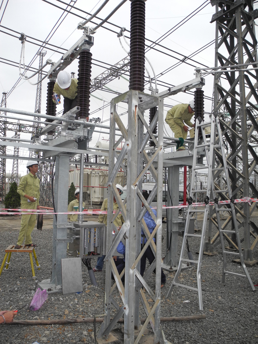 Đóng điện giai đoạn 2 dự án thay MBA 220kV – 125MVA lên 250MVA tại TBA ...