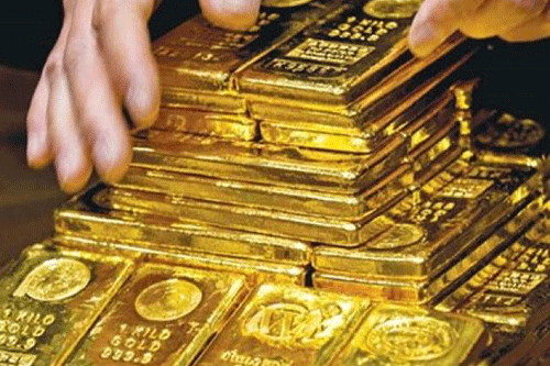 Giá vàng châu Á tăng cao kỷ lục trong gần 1 năm qua