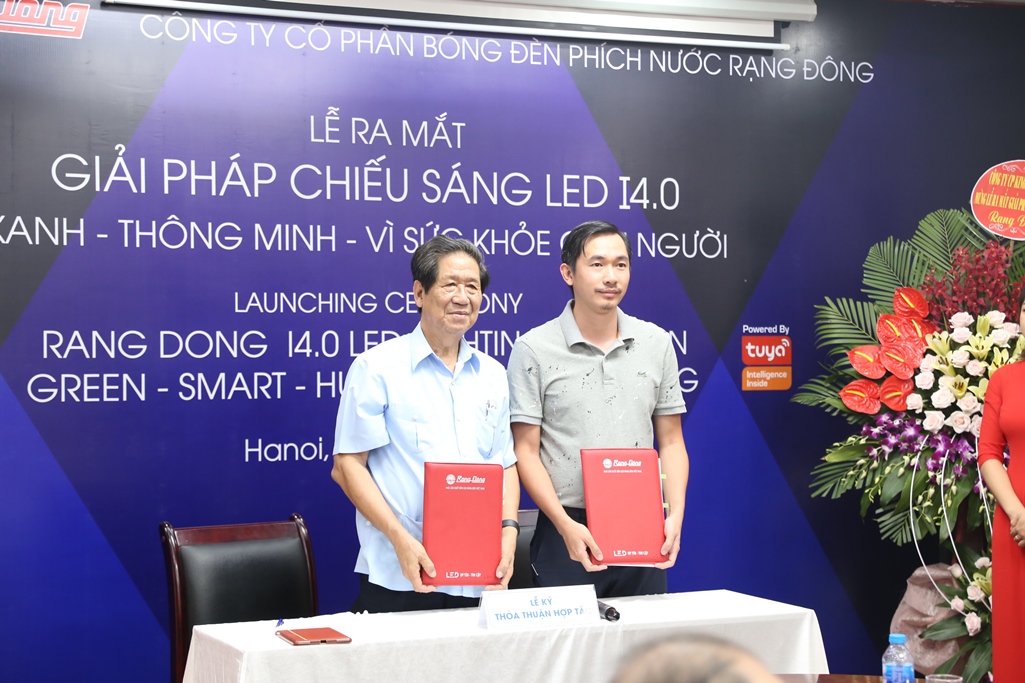 Giải pháp Rạng Đông Smart: Chạm để hạnh phúc